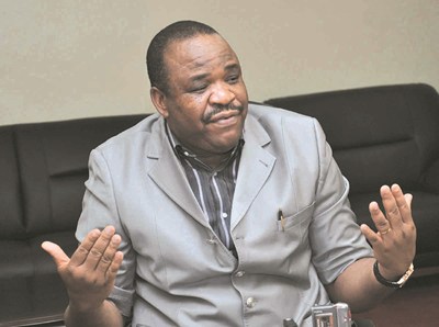 Oshiomhole’s Mouth Runs Faster Than His Head – Onolememen – Channels ...