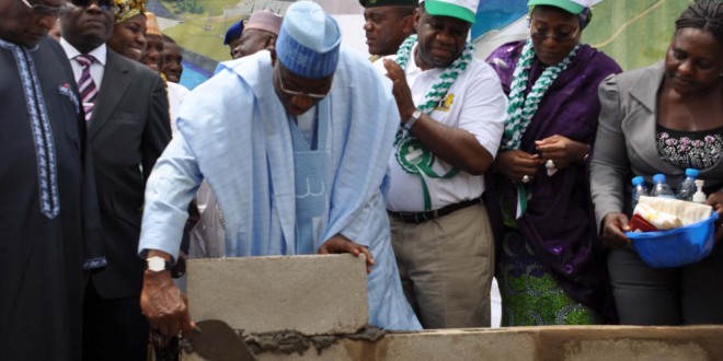 Jonathan Kick-Starts N162.9 Billion Zungeru Hydroelectric Power Project ...