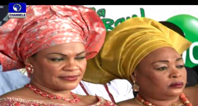 Metrofile: Tips On How To Tie Head Gear ‘Gele’ – Channels Television