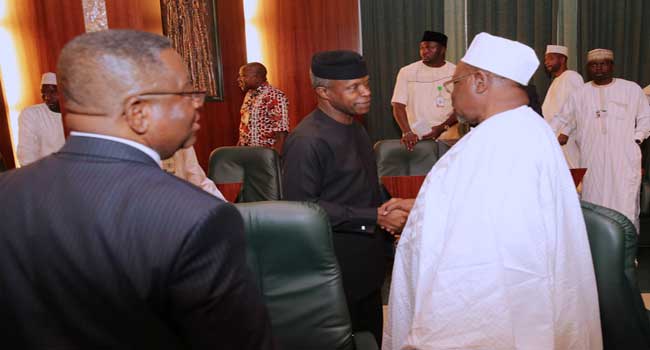Buhari Meets Supreme Court Judges, Calls For Decongestion Of Prisons ...