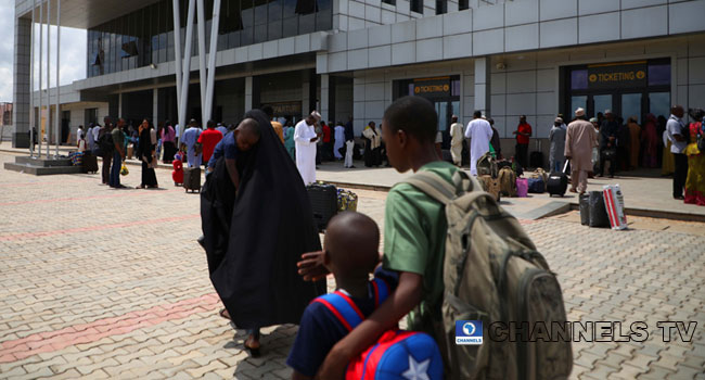PHOTOS: Drama At Abuja Train Station Over Alleged Ticket Racketeering ...
