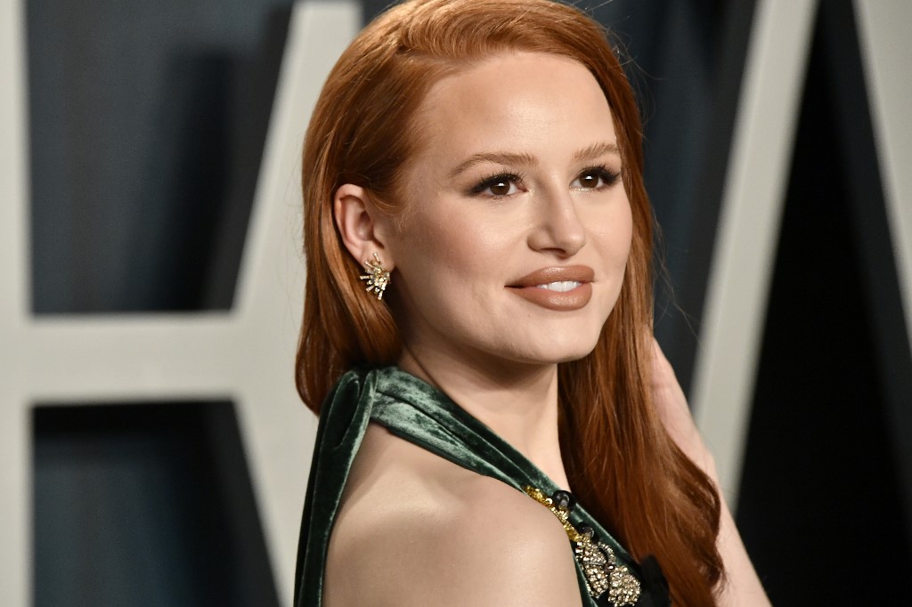 Madelaine Petsch attends the 2020 Vanity Fair Oscar Party – Channels ...