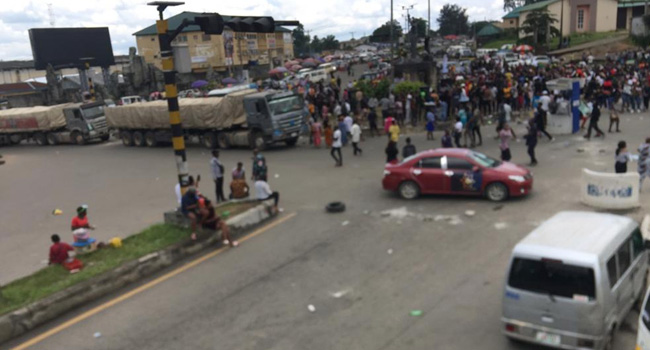 Kano Residents Protest Over Death Of 17-Year-Old In Police Custody ...