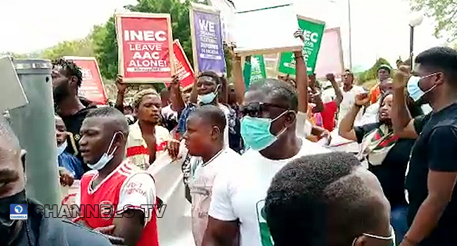 Two Factions Of African Action Congress Clash At INEC Headquarters ...