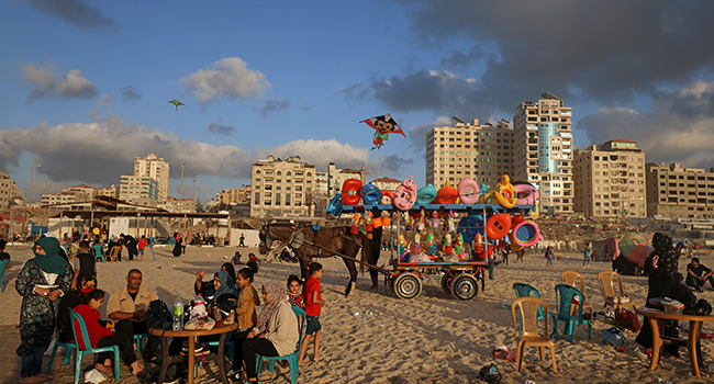 Thousands Homeless As Palestinians Pick Up Pieces In Ravaged Gaza ...