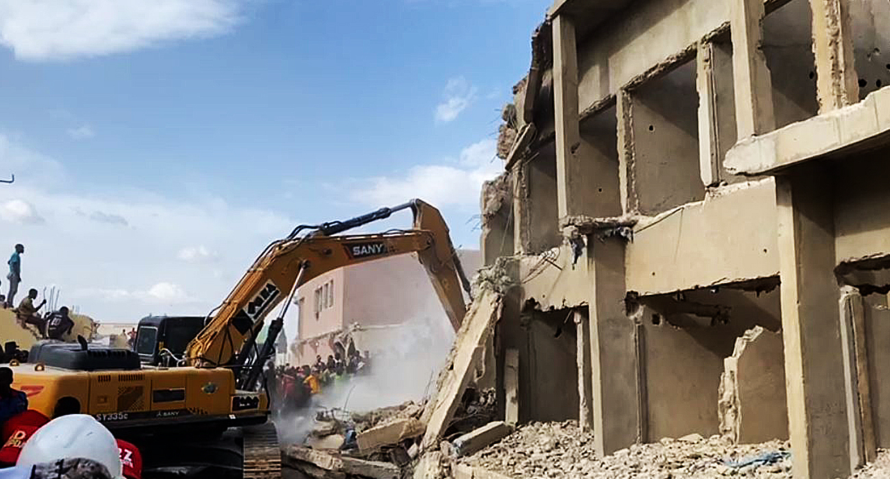 Two Dead, Many Rescued As Rubble Collapses On Scavengers In Kano ...