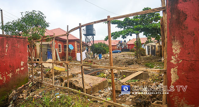 PHOTOS: Residents Shut Trademore Estate In Abuja, Protest Planned ...
