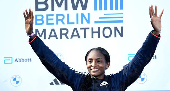 Assefa Smashes Women’s Marathon World Record In Berlin, Kipchoge Wins ...