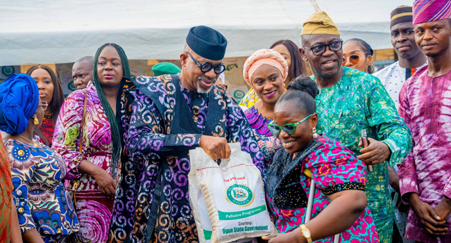 Ogun Flags Off Distribution Of 300 000 Bags Of Rice As Palliatives