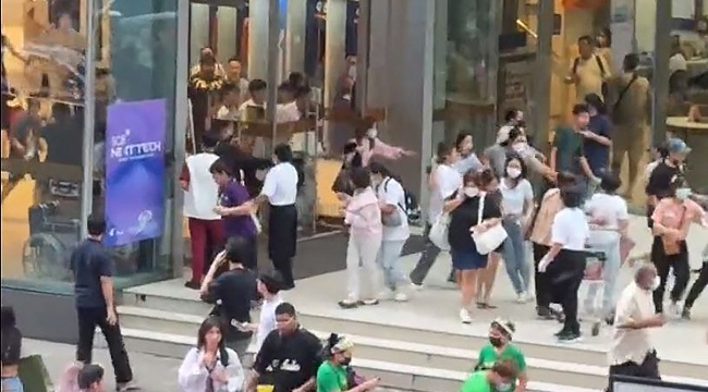 One Dead In Bangkok Mall Shooting 14 Year Old Boy Arrested Channels