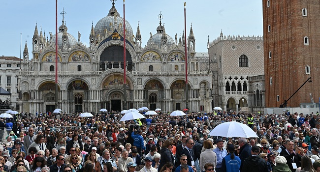 Pope Holds Mass In Venice's St Mark's In First Trip Since Last Year ...