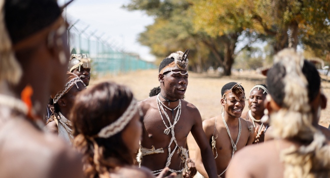 Botswana Gets Half-Day Holiday To Welcome Olympic Gold Medalist Letsile ...