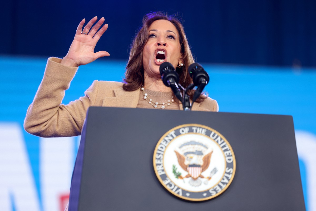 Harris To Attend Family Dinner Ahead Of Election Night