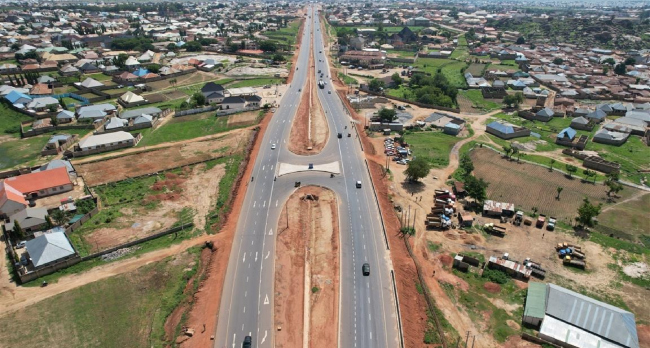FG Terminates ₦740bn Abuja-Kaduna Road Contract With Julius Berger Over ...